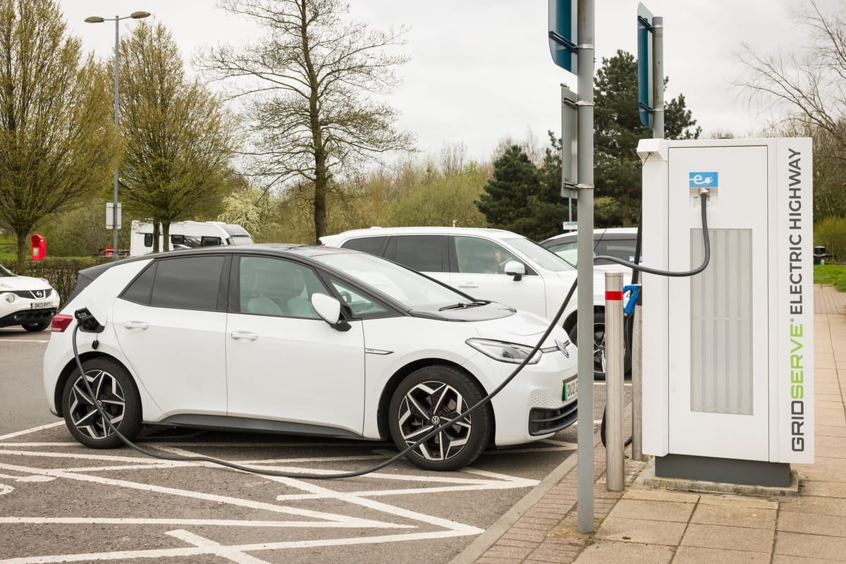 UK 'well short' of motorway charging goals