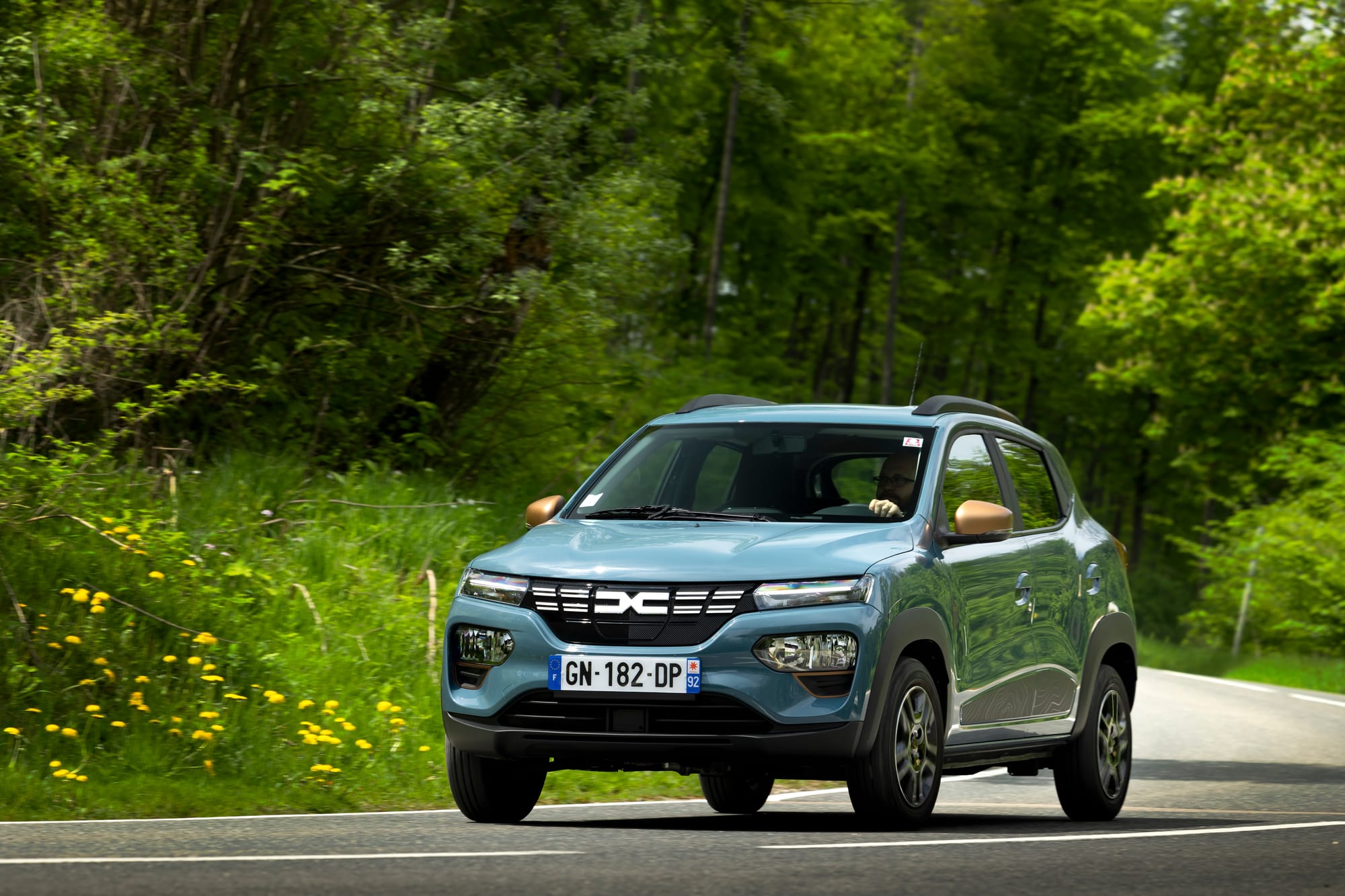 Dacia welcomes low-cost European BEV competition